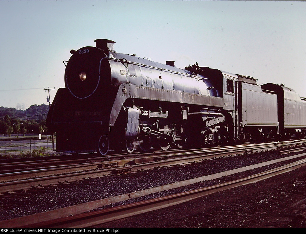 Southern-CP 2839 on Southern - 1980